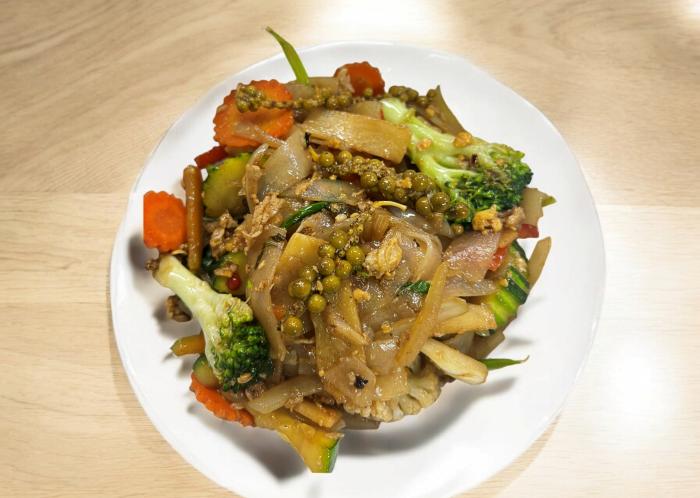 14. Pad Kee Mao – Chilli & Basil – Thai Take Away Hervey Bay